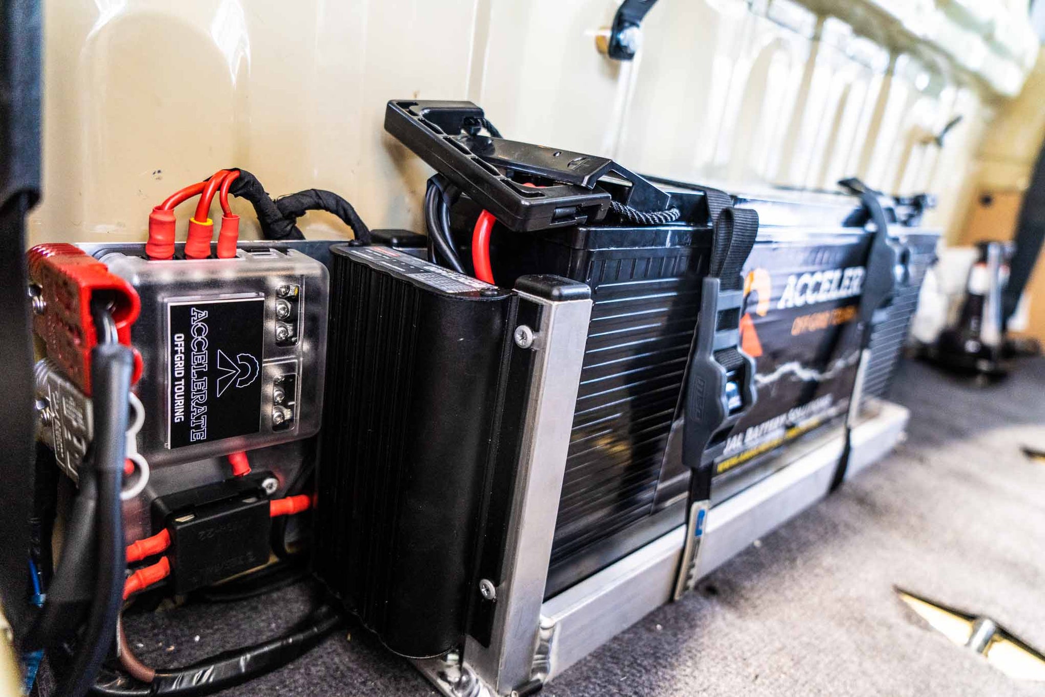 Dual Battery Systems - Extra Power For Caravans, 4WDs & Canopies ...