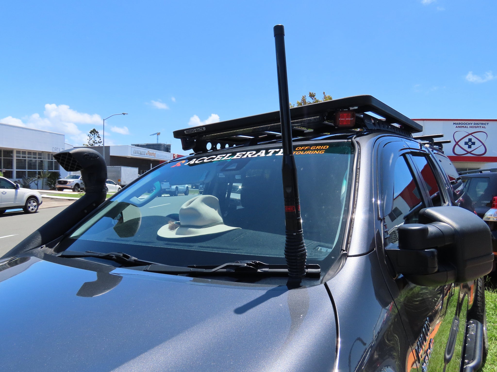 GMF Bonnet Bracket for UHF Antennas — Accelerate Off-Grid Touring